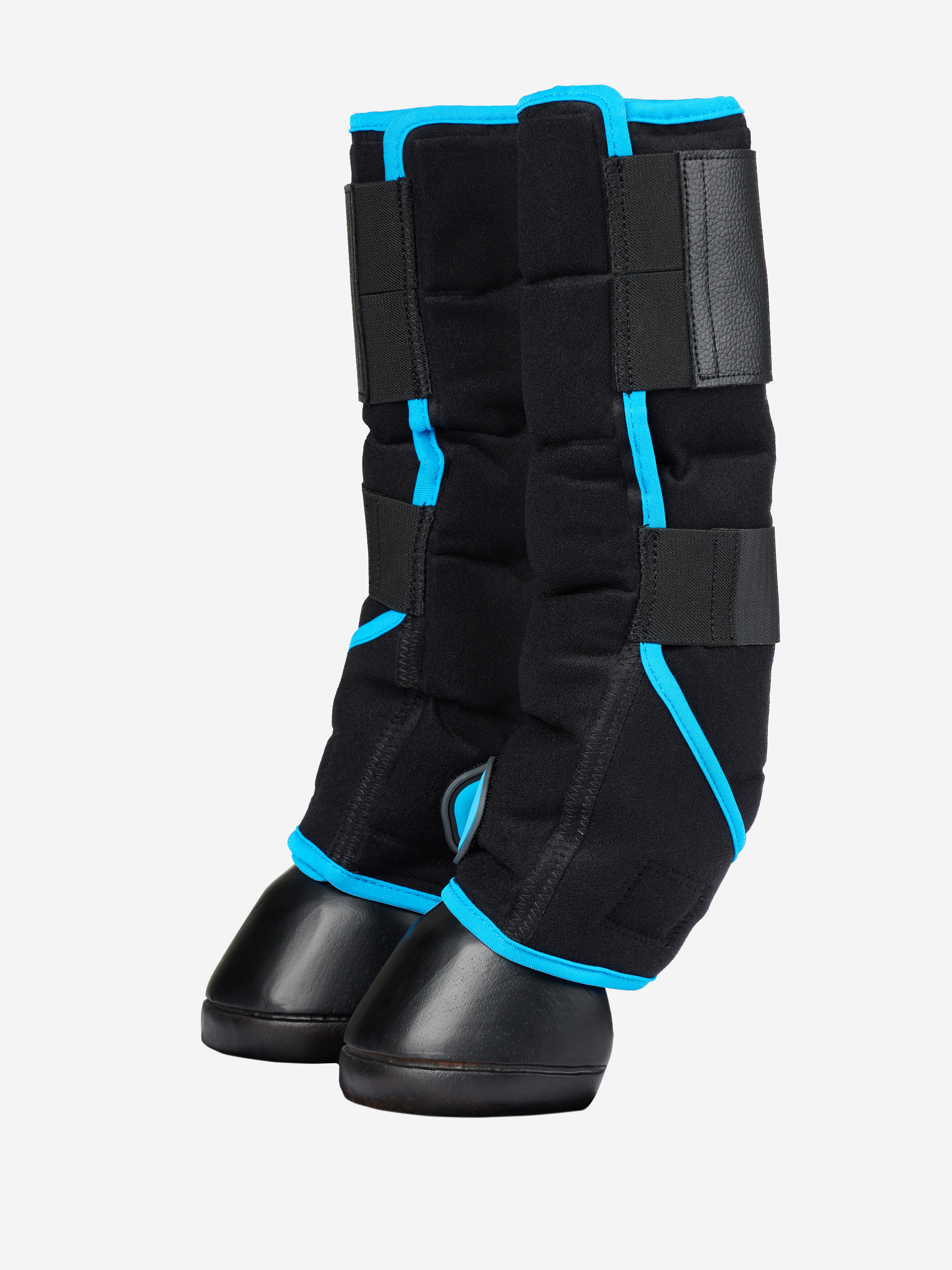 Freeze Flow Ice Boot Front Black Horse