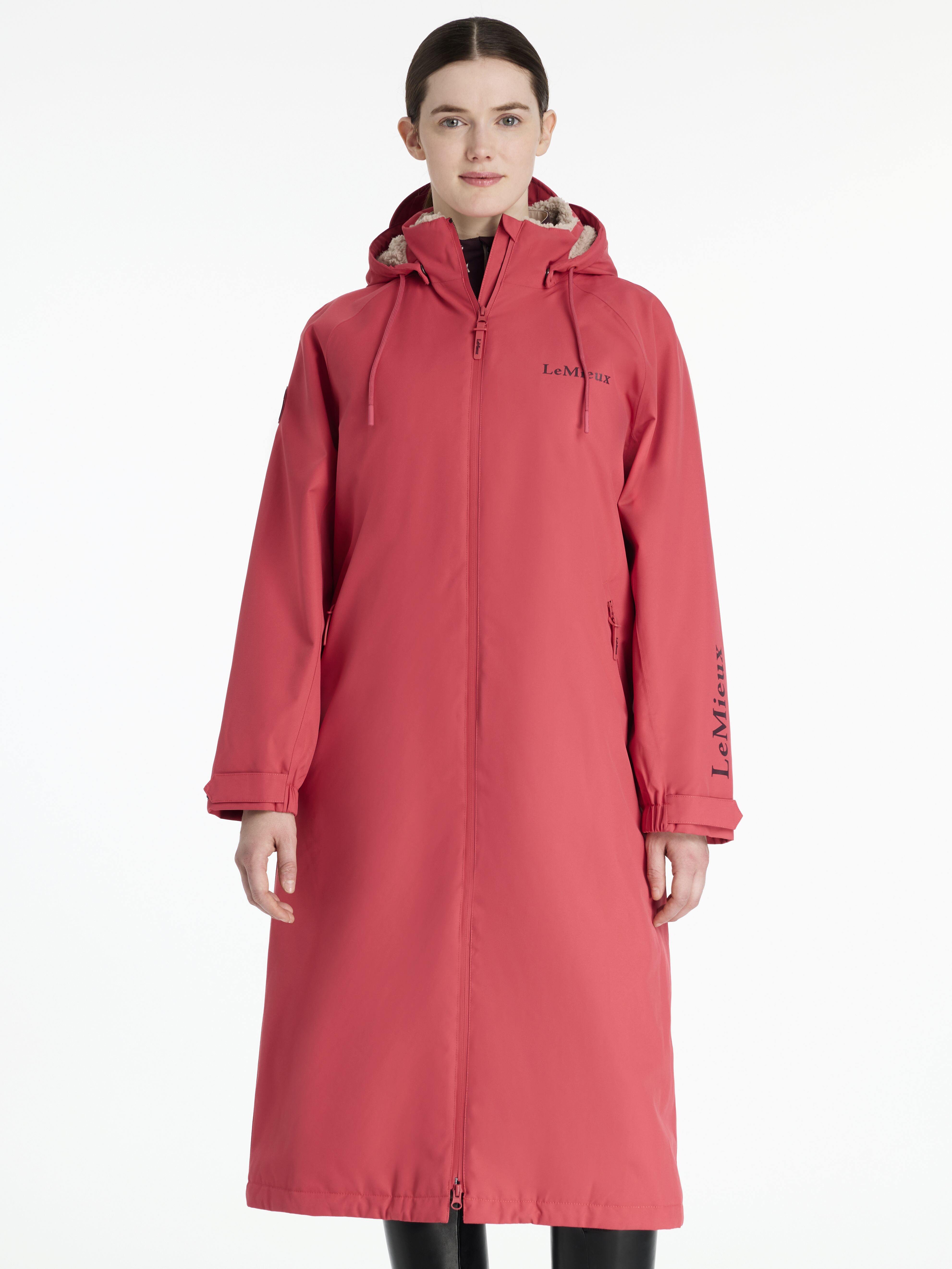 HydroShield Robe Cranberry Outlet