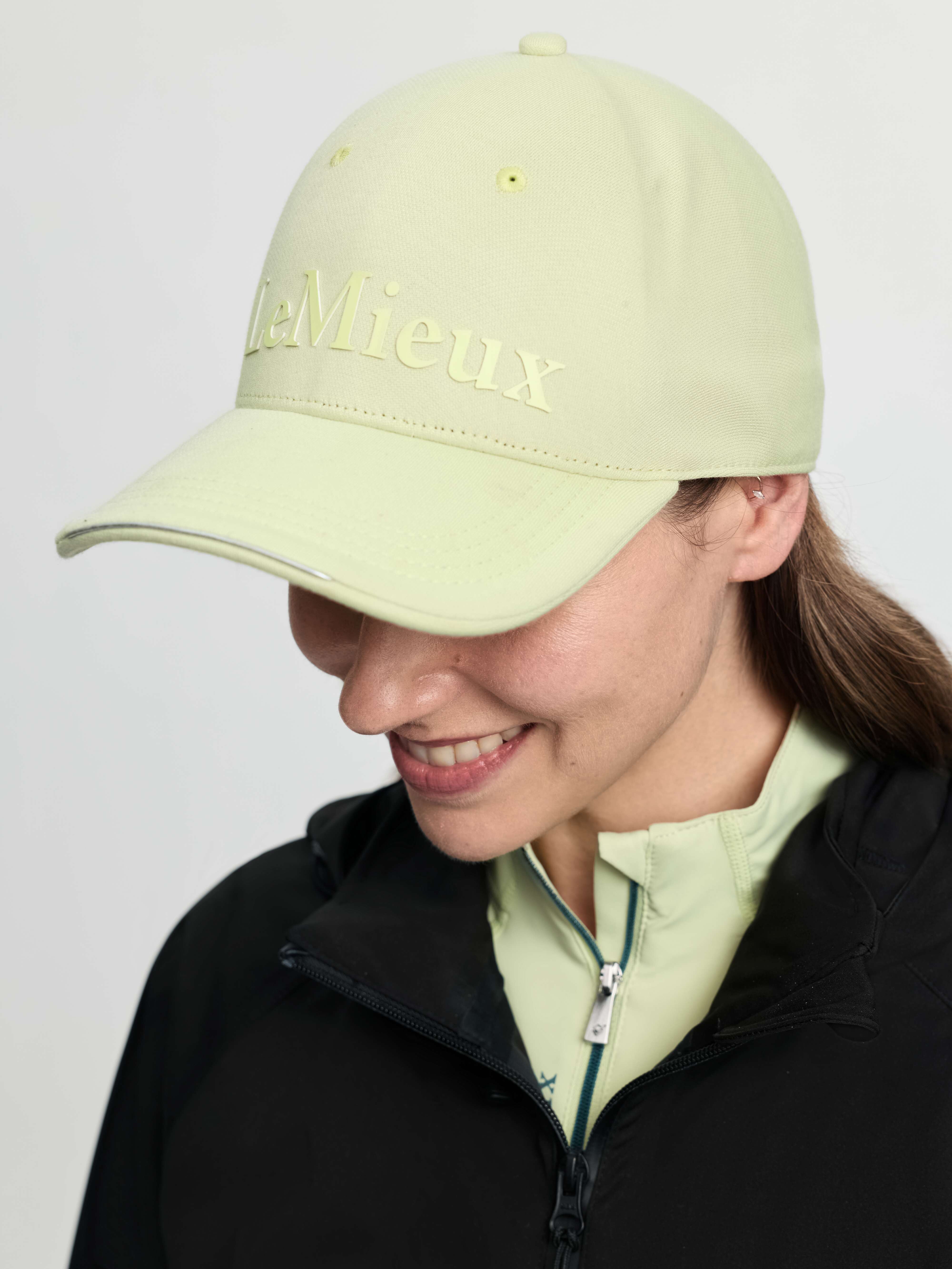 Lara Cap Macaron Clothing